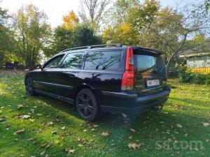 Melns Volvo V70 2004 Gulbene, ar dzinēja tilpumu 2.40 L un nobraukumu 442 tūkst. km par 1700 €, foto 4 vietnē AUTOMOTO.COM.LV
