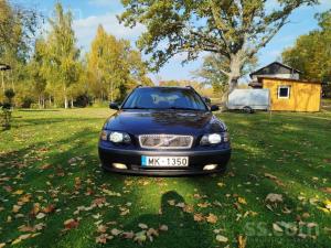 Melns Volvo V70 2004 Gulbene, ar dzinēja tilpumu 2.40 L un nobraukumu 442 tūkst. km par 1700 €, foto 9 vietnē AUTOMOTO.COM.LV