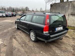 Melns Volvo V70 2005 Rēzekne, ar dzinēja tilpumu 2.40 L un nobraukumu 0 tūkst. km par 1300 €, foto 4 vietnē AUTOMOTO.COM.LV