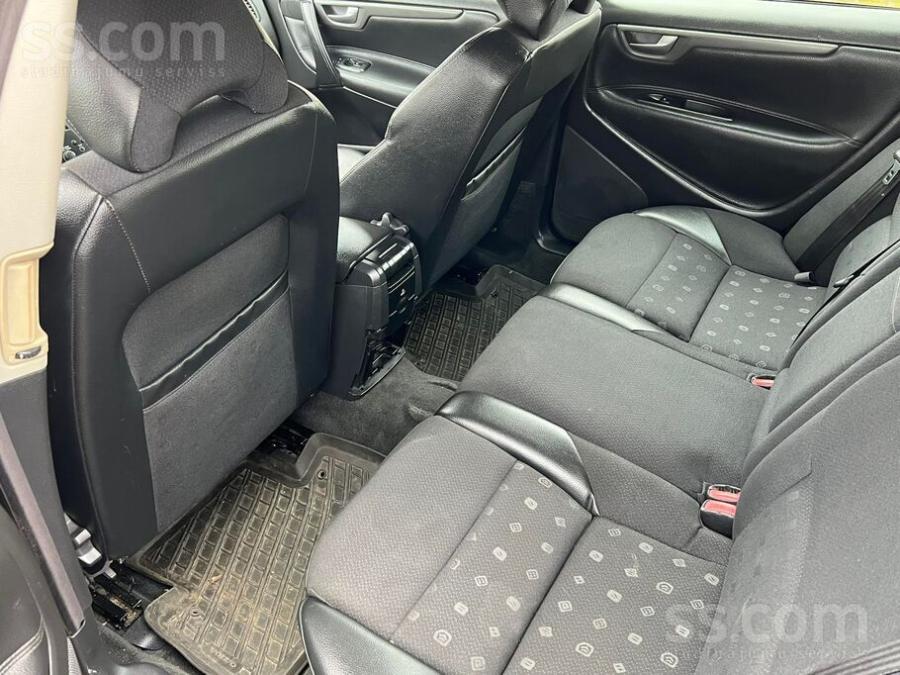 Melns Volvo V70 2005 Rēzekne, ar dzinēja tilpumu 2.40 L un nobraukumu 0 tūkst. km par 1300 €, foto 6 vietnē AUTOMOTO.COM.LV