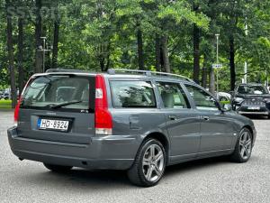 Melns Volvo V70 2005 Rīga, ar dzinēja tilpumu 2.40 L un nobraukumu 277 tūkst. km par 1390 €, foto 11 vietnē AUTOMOTO.COM.LV