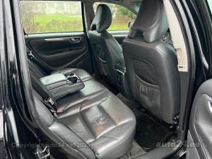 Melns Volvo V70 2005 Paide, ar dzinēja tilpumu 2.40 L un nobraukumu 385 tūkst. km par 3599 €, foto 22 vietnē AUTOMOTO.COM.LV