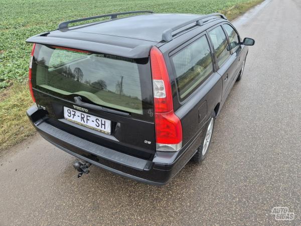 Melns Volvo V70 2005 Elektrėnai, ar dzinēja tilpumu 2.40 L un nobraukumu 317 tūkst. km par 2850 €, foto 5 vietnē AUTOMOTO.COM.LV