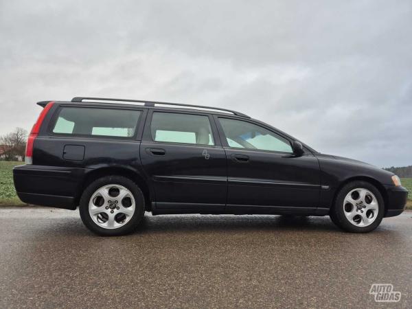 Melns Volvo V70 2005 Elektrėnai, ar dzinēja tilpumu 2.40 L un nobraukumu 317 tūkst. km par 2850 €, foto 6 vietnē AUTOMOTO.COM.LV