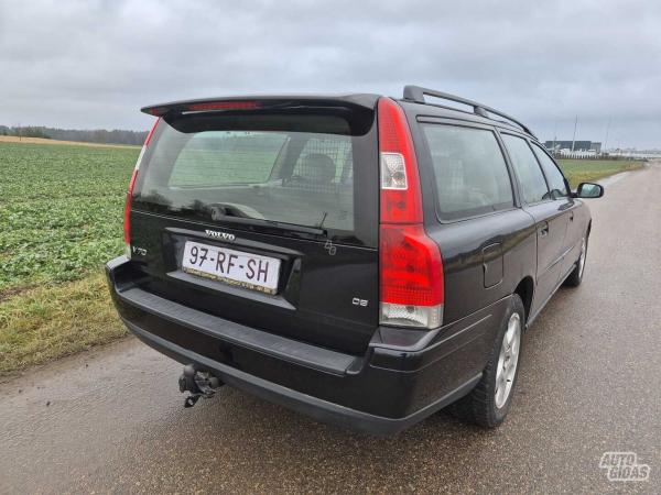Melns Volvo V70 2005 Elektrėnai, ar dzinēja tilpumu 2.40 L un nobraukumu 317 tūkst. km par 2850 €, foto 7 vietnē AUTOMOTO.COM.LV