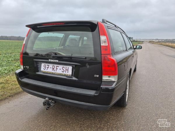 Melns Volvo V70 2005 Elektrėnai, ar dzinēja tilpumu 2.40 L un nobraukumu 317 tūkst. km par 2850 €, foto 8 vietnē AUTOMOTO.COM.LV