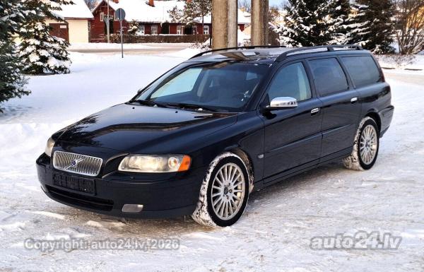 Black Volvo V70 2005 in Paide, with an engine capacity of 0.00 L and mileage of 391 thousand km for 3450 €, photo 2 on AUTOMOTO.COM.LV