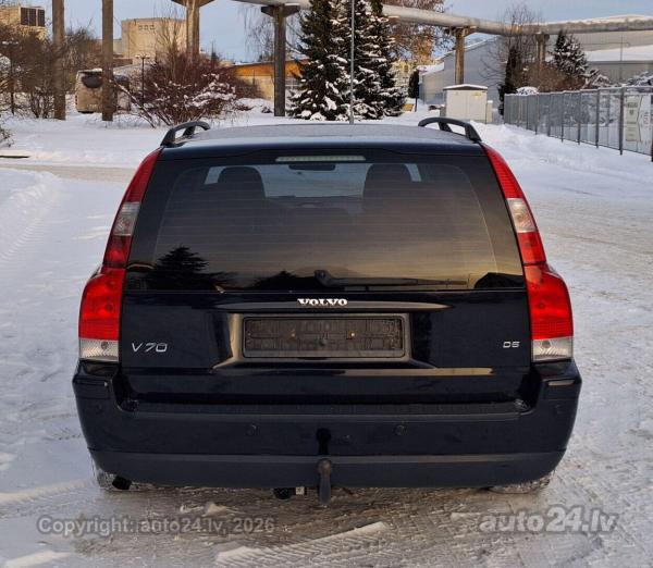 Black Volvo V70 2005 in Paide, with an engine capacity of 0.00 L and mileage of 391 thousand km for 3450 €, photo 5 on AUTOMOTO.COM.LV