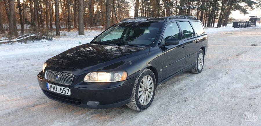 Melns Volvo V70 2005 Jonava, ar dzinēja tilpumu 2.40 L un nobraukumu 439 tūkst. km par 2000 €, foto 3 vietnē AUTOMOTO.COM.LV
