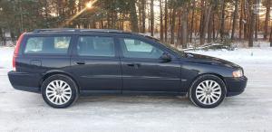 Melns Volvo V70 2005 Jonava, ar dzinēja tilpumu 2.40 L un nobraukumu 439 tūkst. km par 2000 €, foto 4 vietnē AUTOMOTO.COM.LV