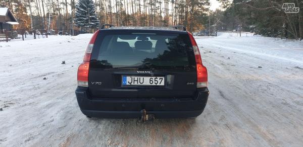 Black Volvo V70 2005 in Jonava, with an engine capacity of 2.40 L and mileage of 439 thousand km for 2000 €, photo 6 on AUTOMOTO.COM.LV