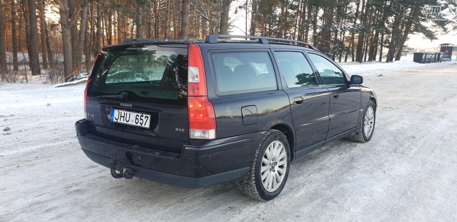 Melns Volvo V70 2005 Jonava, ar dzinēja tilpumu 2.40 L un nobraukumu 439 tūkst. km par 2000 €, foto 5 vietnē AUTOMOTO.COM.LV