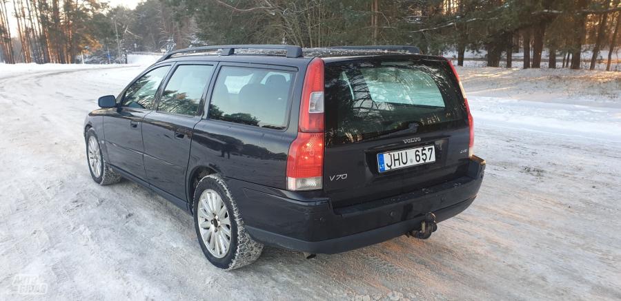 Melns Volvo V70 2005 Jonava, ar dzinēja tilpumu 2.40 L un nobraukumu 439 tūkst. km par 2000 €, foto 7 vietnē AUTOMOTO.COM.LV