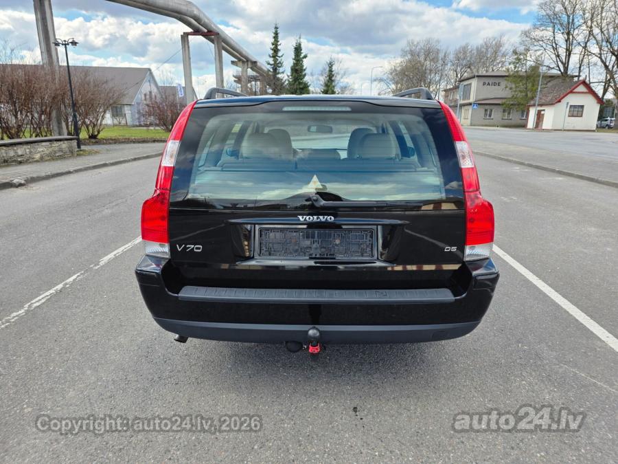 Black Volvo V70 2005 in Paide, with an engine capacity of 2.40 L and mileage of 350 thousand km for 3390 €, photo 7 on AUTOMOTO.COM.LV