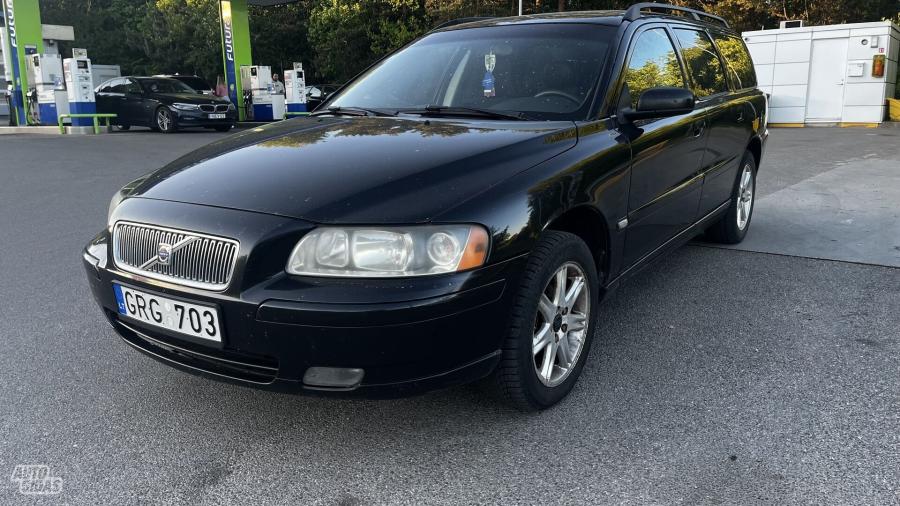 Melns Volvo V70 2005 Viļņa, ar dzinēja tilpumu 2.40 L un nobraukumu 410 tūkst. km par 1350 €, foto 1 vietnē AUTOMOTO.COM.LV