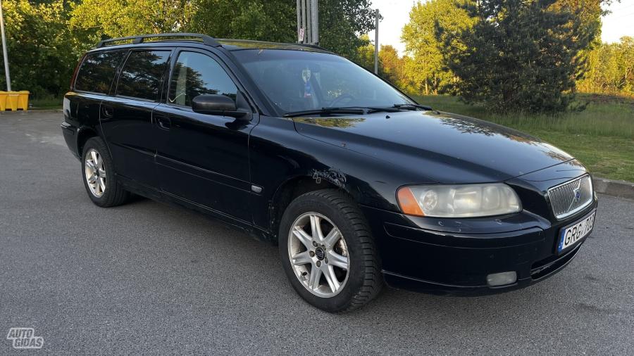 Melns Volvo V70 2005 Viļņa, ar dzinēja tilpumu 2.40 L un nobraukumu 410 tūkst. km par 1350 €, foto 7 vietnē AUTOMOTO.COM.LV