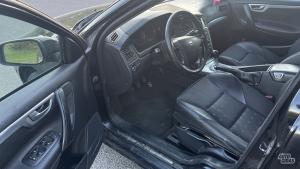 Melns Volvo V70 2005 Viļņa, ar dzinēja tilpumu 2.40 L un nobraukumu 410 tūkst. km par 1350 €, foto 8 vietnē AUTOMOTO.COM.LV