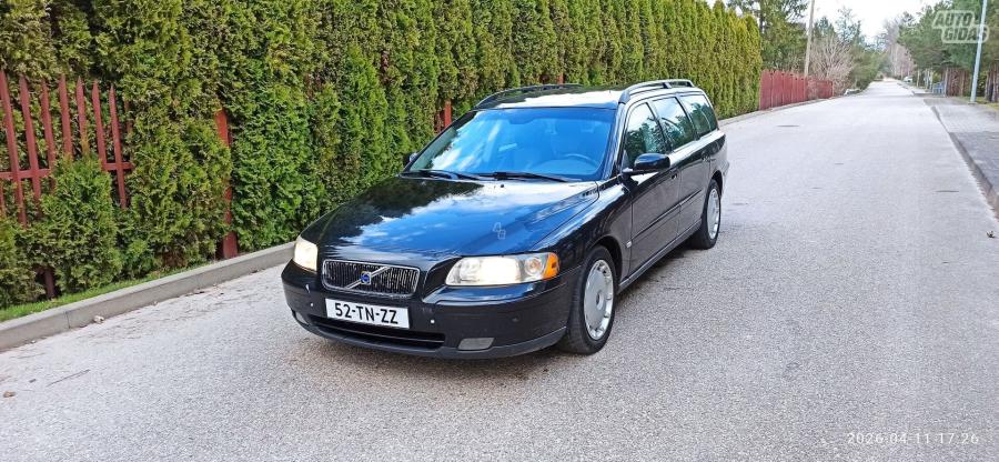 Melns Volvo V70 2005 Širvintos, ar dzinēja tilpumu 2.40 L un nobraukumu 232 tūkst. km par 2250 €, foto 1 vietnē AUTOMOTO.COM.LV