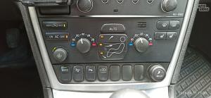 Melns Volvo V70 2005 Širvintos, ar dzinēja tilpumu 2.40 L un nobraukumu 232 tūkst. km par 2250 €, foto 14 vietnē AUTOMOTO.COM.LV