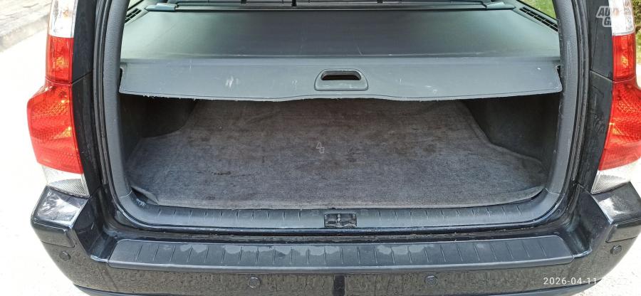 Melns Volvo V70 2005 Širvintos, ar dzinēja tilpumu 2.40 L un nobraukumu 232 tūkst. km par 2250 €, foto 17 vietnē AUTOMOTO.COM.LV