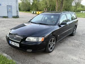 Melns Volvo V70 2005 Dobele, ar dzinēja tilpumu 2.40 L un nobraukumu 364 tūkst. km par 1500 €, foto 3 vietnē AUTOMOTO.COM.LV