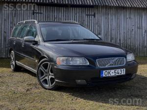 Melns Volvo V70 2005 Tukums, ar dzinēja tilpumu 2.40 L un nobraukumu 360 tūkst. km par 1800 €, foto 3 vietnē AUTOMOTO.COM.LV