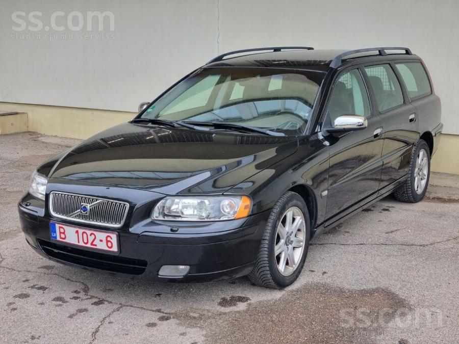 Melns Volvo V70 2005 Ogre, ar dzinēja tilpumu 2.50 L un nobraukumu 0 tūkst. km par 4150 €, foto 1 vietnē AUTOMOTO.COM.LV