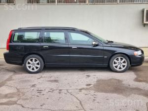 Melns Volvo V70 2005 Ogre, ar dzinēja tilpumu 2.50 L un nobraukumu 0 tūkst. km par 4150 €, foto 5 vietnē AUTOMOTO.COM.LV
