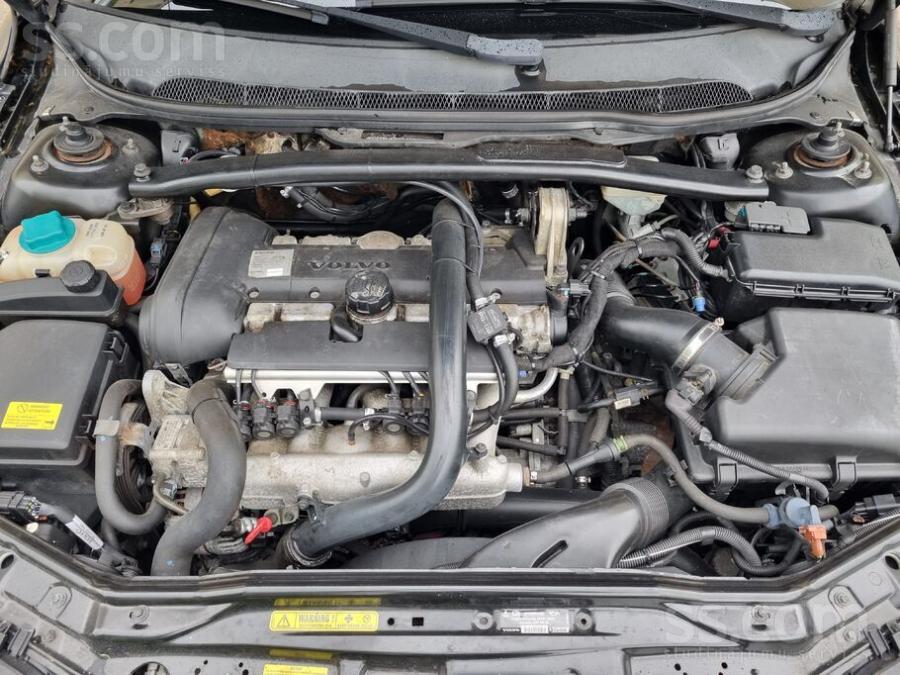 Melns Volvo V70 2005 Ogre, ar dzinēja tilpumu 2.50 L un nobraukumu 0 tūkst. km par 4150 €, foto 23 vietnē AUTOMOTO.COM.LV