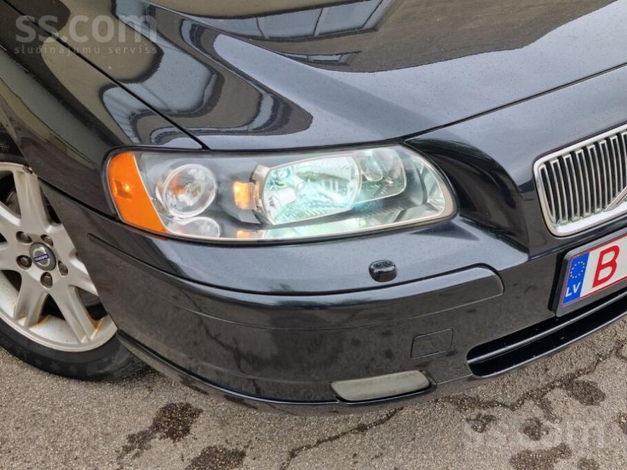 Melns Volvo V70 2005 Ogre, ar dzinēja tilpumu 2.50 L un nobraukumu 0 tūkst. km par 4150 €, foto 26 vietnē AUTOMOTO.COM.LV