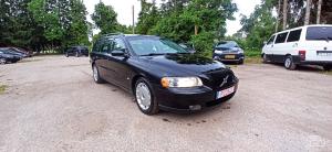 Melns Volvo V70 2005 Viļņa, ar dzinēja tilpumu 2.40 L un nobraukumu 232 tūkst. km par 2350 €, foto 3 vietnē AUTOMOTO.COM.LV