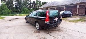 Melns Volvo V70 2005 Viļņa, ar dzinēja tilpumu 2.40 L un nobraukumu 232 tūkst. km par 2350 €, foto 6 vietnē AUTOMOTO.COM.LV