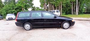 Melns Volvo V70 2005 Viļņa, ar dzinēja tilpumu 2.40 L un nobraukumu 232 tūkst. km par 2350 €, foto 8 vietnē AUTOMOTO.COM.LV