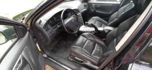 Melns Volvo V70 2005 Viļņa, ar dzinēja tilpumu 2.40 L un nobraukumu 232 tūkst. km par 2350 €, foto 9 vietnē AUTOMOTO.COM.LV