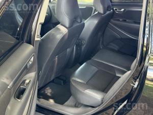 Melns Volvo V70 2005 Jēkabpils, ar dzinēja tilpumu 2.40 L un nobraukumu 327 tūkst. km par 4750 €, foto 8 vietnē AUTOMOTO.COM.LV