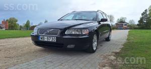 Melns Volvo V70 2005 Ogre, ar dzinēja tilpumu 2.40 L un nobraukumu 381 tūkst. km par 2050 €, foto 3 vietnē AUTOMOTO.COM.LV