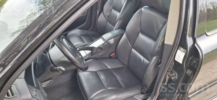 Melns Volvo V70 2005 Ogre, ar dzinēja tilpumu 2.40 L un nobraukumu 381 tūkst. km par 2050 €, foto 12 vietnē AUTOMOTO.COM.LV