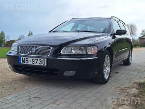 Melns Volvo V70 2005 Ogre, ar dzinēja tilpumu 2.40 L un nobraukumu 381 tūkst. km par 2050 €, foto 17 vietnē AUTOMOTO.COM.LV