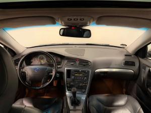 Черный Вольво В70 2005 в Юрмала, объемом двигателя 2.40 л и пробегом 384 тыс. км за 3495 €, фото 25 на AUTOMOTO.COM.LV
