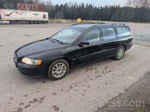 Черный Вольво В70 2005 в Рига, объемом двигателя 2.40 л и пробегом 397 тыс. км за 1500 €, фото  на AUTOMOTO.COM.LV