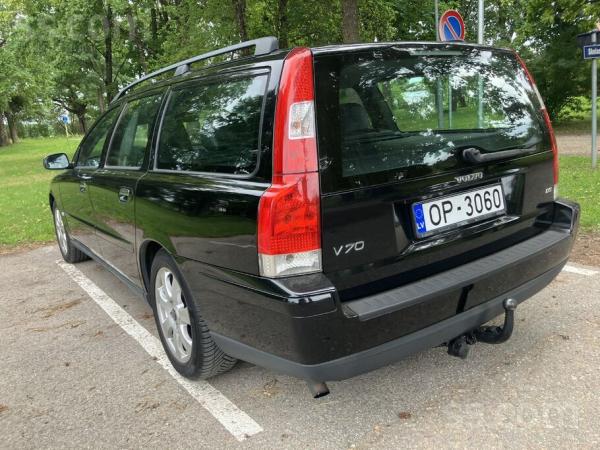 Черный Вольво В70 2005 в Елгава, объемом двигателя 2.40 л и пробегом 377 тыс. км за 2990 €, фото 5 на AUTOMOTO.COM.LV