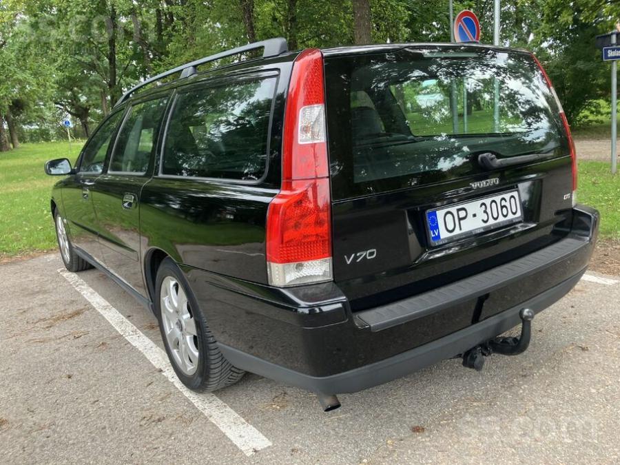 Черный Вольво В70 2005 в Елгава, объемом двигателя 2.40 л и пробегом 377 тыс. км за 2990 €, фото 6 на AUTOMOTO.COM.LV