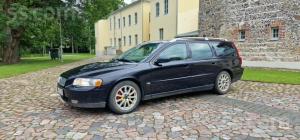 Melns Volvo V70 2005 Jēkabpils, ar dzinēja tilpumu 2.40 L un nobraukumu 412 tūkst. km par 1500 €, foto 3 vietnē AUTOMOTO.COM.LV