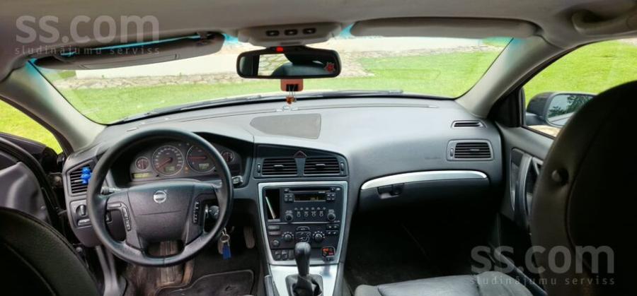Melns Volvo V70 2005 Jēkabpils, ar dzinēja tilpumu 2.40 L un nobraukumu 412 tūkst. km par 1500 €, foto 13 vietnē AUTOMOTO.COM.LV