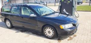 Melns Volvo V70 2005 Liepāja, ar dzinēja tilpumu 2.40 L un nobraukumu 412 tūkst. km par 1100 €, foto 20 vietnē AUTOMOTO.COM.LV