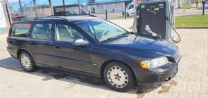 Melns Volvo V70 2005 Liepāja, ar dzinēja tilpumu 2.40 L un nobraukumu 412 tūkst. km par 1100 €, foto 21 vietnē AUTOMOTO.COM.LV