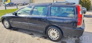 Melns Volvo V70 2005 Liepāja, ar dzinēja tilpumu 2.40 L un nobraukumu 412 tūkst. km par 1100 €, foto 27 vietnē AUTOMOTO.COM.LV