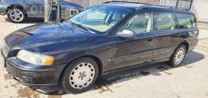 Melns Volvo V70 2005 Liepāja, ar dzinēja tilpumu 2.40 L un nobraukumu 412 tūkst. km par 1100 €, foto 28 vietnē AUTOMOTO.COM.LV