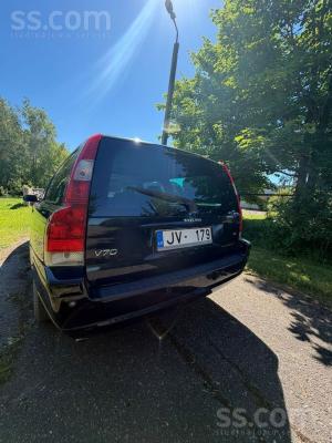 Melns Volvo V70 2005 Jelgava, ar dzinēja tilpumu 2.40 L un nobraukumu 411 tūkst. km par 2300 €, foto 12 vietnē AUTOMOTO.COM.LV
