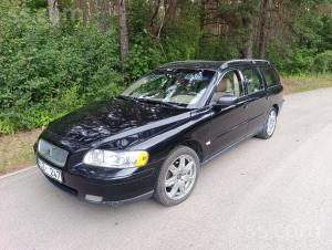 Black Volvo V70 2005 in Jurmala, with an engine capacity of 2.40 L and mileage of 371 thousand km for 1850 €, photo  on AUTOMOTO.COM.LV